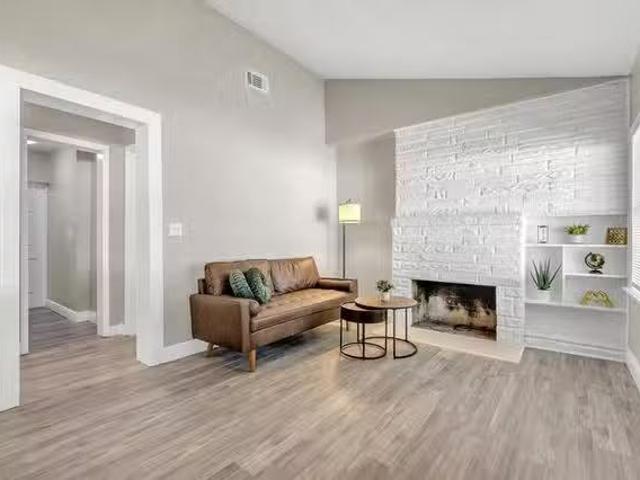 Buena Vista Drive
