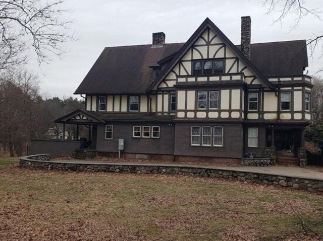 Buena Vista Plz, Springfield, Home For Sale