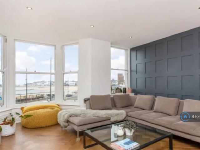 Buenos Ayres, Margate, CT9 3 bed maisonette to rent £1,695 pcm £391 pw