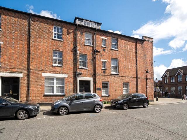 Bugle Street, Southampton, Hampshire SO14, 2 bed maisonette to rent, £1,500 pcm | PrimeLocation