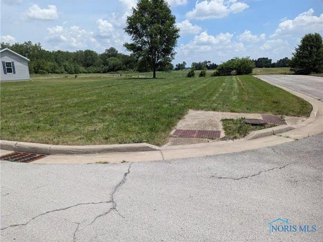 Bugner St, Fostoria, OH 44830