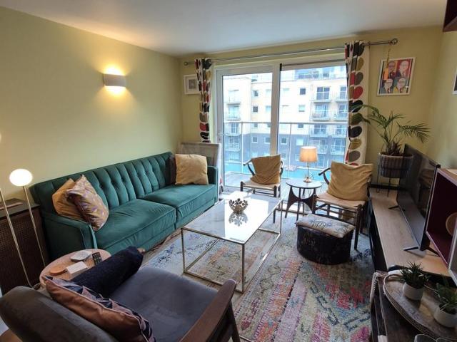 Building 50, Argyll Road, London, SE18 2 bed apartment to rent £2,350 pcm £542 pw