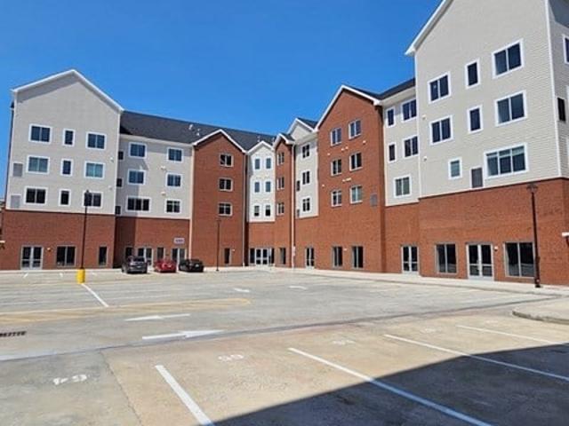 Building 3000 The Landings at Riverwalk 2 Bedrooms, 2 Bathrooms