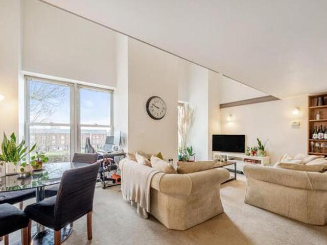 Building,cadogan Road, 3 Bedroom Apartment