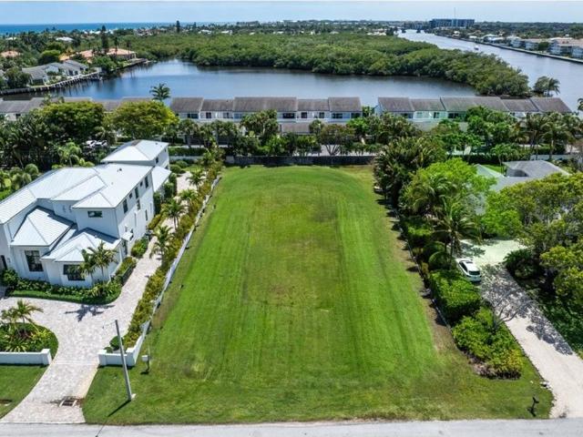 Building Land in Ocean Ridge, Florida
