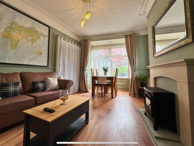 Built for Sharers Huge Kingsize bedrooms/Ensuite