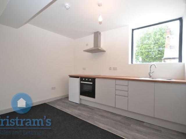 Bulwer Road, Lenton NG7, Room to rent, £693 pcm | PrimeLocation
