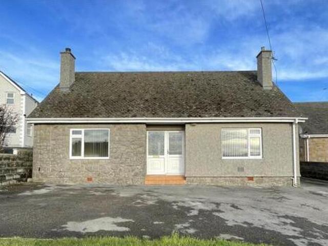 Bull Bay Road, Amlwch, 4 Bedroom Bungalow
