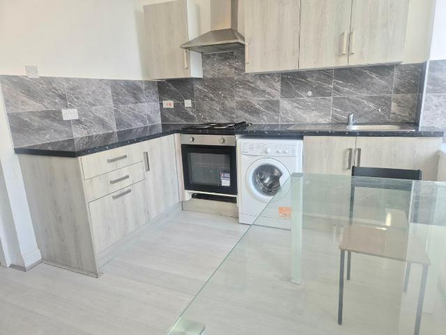 Bull Green, Halifax HX1, 1 bed flat to rent, £625 pcm | PrimeLocation