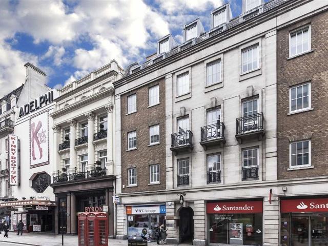 Bull Inn Court, Fitzrovia & Covent Garden WC2R, 1 bed flat to rent, £2,752 pcm | PrimeLocation