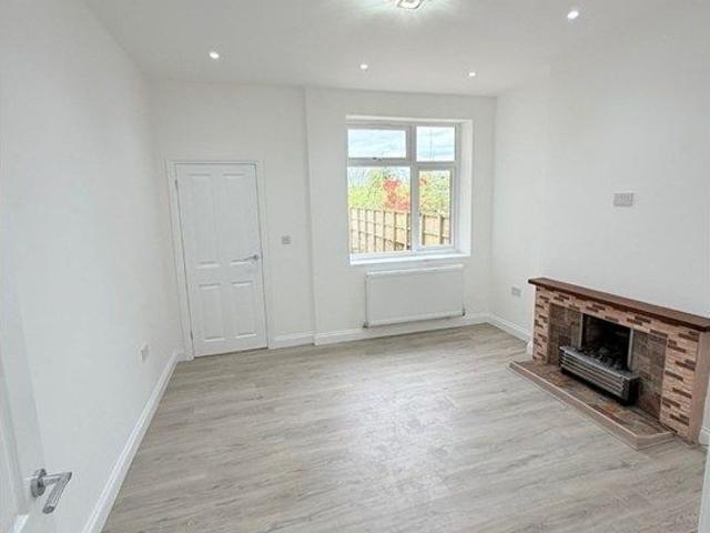 Bull Lane, Stoke On Trent ST8, 3 bed semi detached house to rent, £1,100 pcm | PrimeLocation