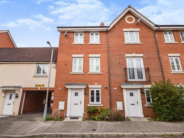 Bull Road, Ipswich IP3, 4 bed detached house to rent, £1,650 pcm | PrimeLocation