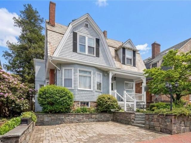 Bull St, Newport, Home For Sale