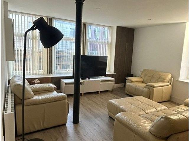 Bull Street, Burnley BB11, 2 bed flat to rent, £795 pcm | PrimeLocation