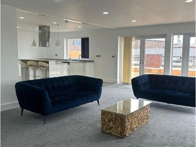 Bull Street, Lancashire BB11, 3 bed flat to rent, £995 pcm | PrimeLocation