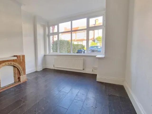 Buller Road, London, CR7 8QZ, United Kingdom | 4 bed townhouse for rent #140655207 | Rentberry
