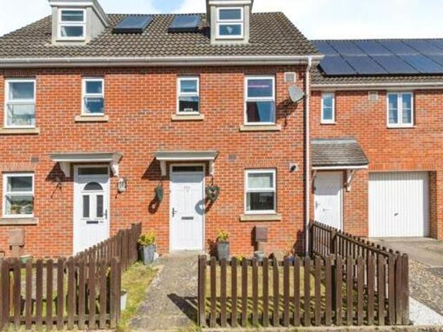 Bullfinch Drive, Harleston, 3 Bedroom Terraced
