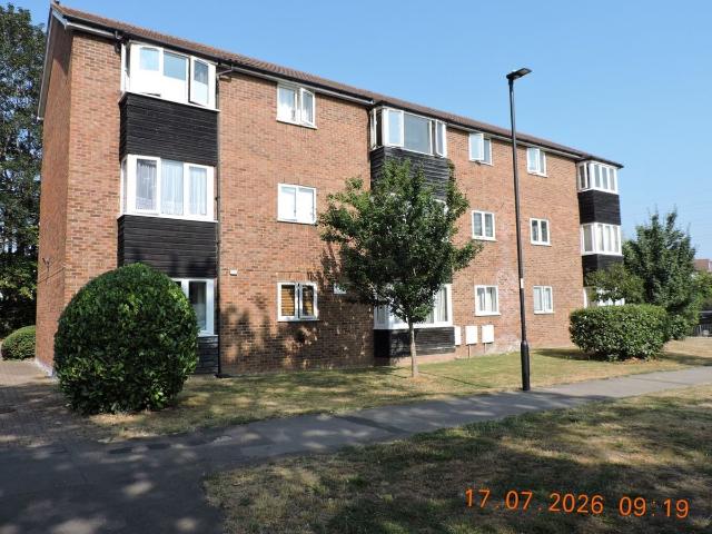 Bullsmore Lane, Enfield EN1, 1 bed flat to rent, £1,450 pcm | PrimeLocation