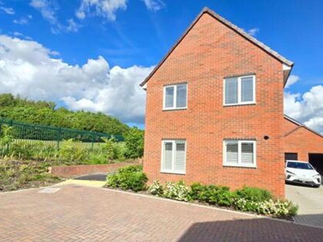 Bullrush Close, Newbury, 3 Bedroom Detached