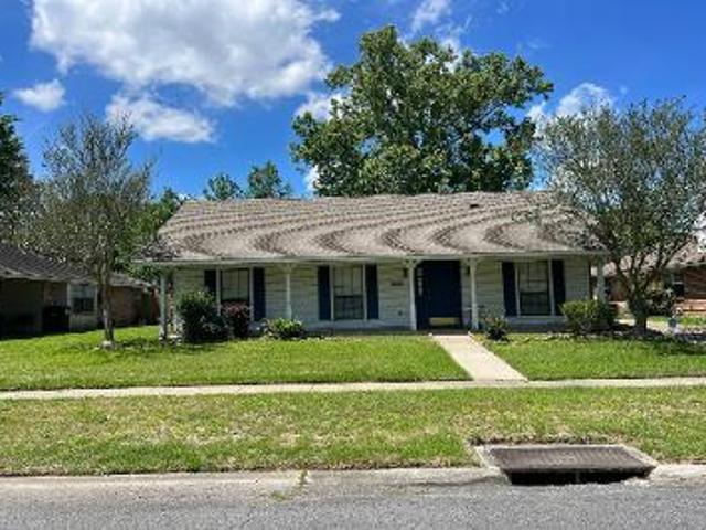 Bullrush Dr