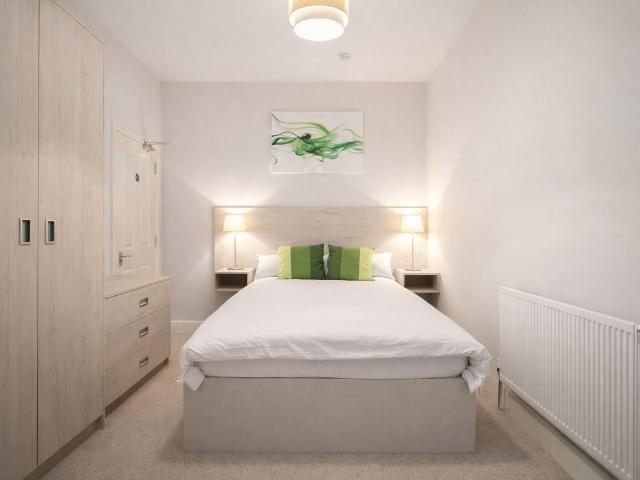 Bulmershe Road, Reading, Berkshire RG1, Room to rent, £925 pcm | PrimeLocation