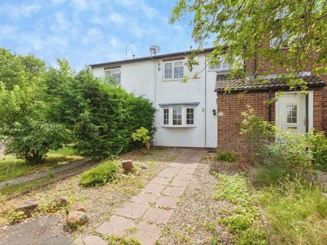 Burton Close, Leicester LE2, 3 bed town house to rent, £1,200 pcm | PrimeLocation