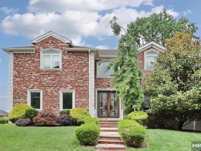 Burton Ave, Hasbrouck Heights, Home For Sale