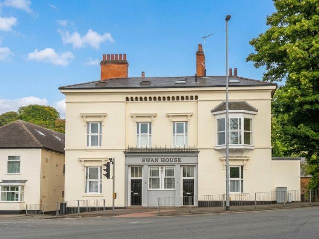 Burton Bridge, Swan House Burton Bridge, DE15 Sure Sales & Lettings Burton and Derby