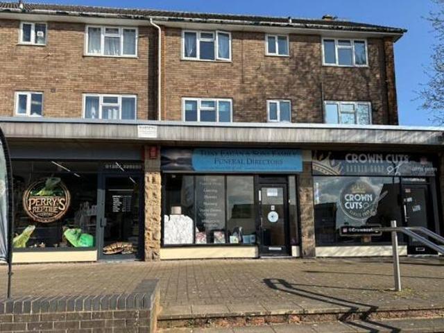Burton On Trent, Unit,commercial Property To