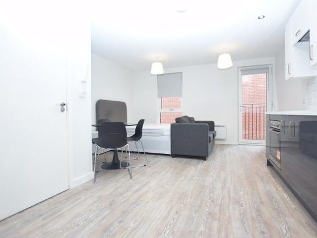 Burton, Sheffield S3, Studio to rent, £700 pcm | PrimeLocation