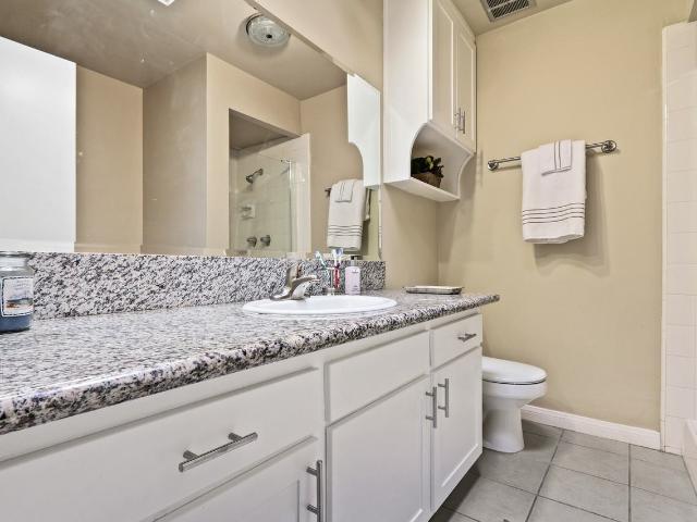 Burton Square Studio Apartment for Rent at 8660 Burton Way, Los Angeles, CA 90048 Mid City West