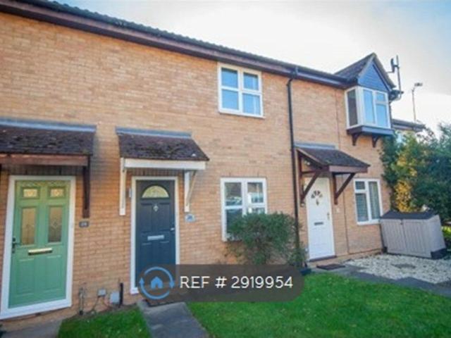 Burton Place, Chelmsford CM2, 2 bed terraced house to rent, £1,595 pcm | PrimeLocation