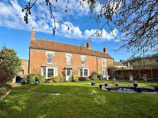 Burton Row, Brent Knoll, 6 Bedroom Detached