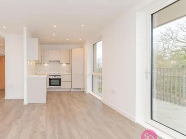 Burtonhole Lane, London, NW7 1AT, United Kingdom | 1 bed house for rent #166029543 | Rentberry