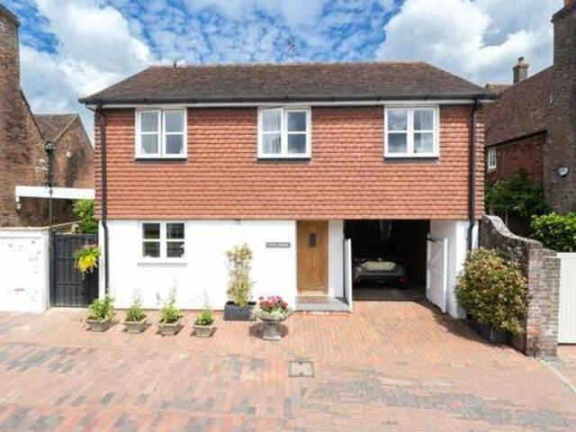 Burwash, High Street, Etchingham, 3 Bedroom Detached