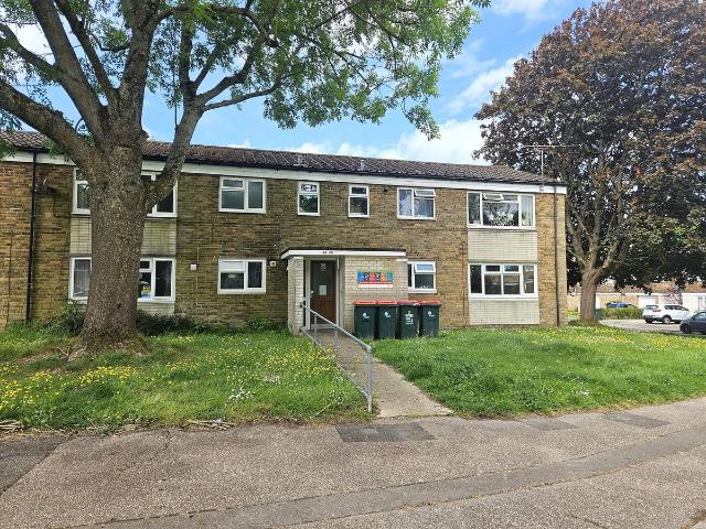 Burwash Road, Crawley, West Sussex. RH10, 1 bed flat to rent, £1,175 pcm | PrimeLocation