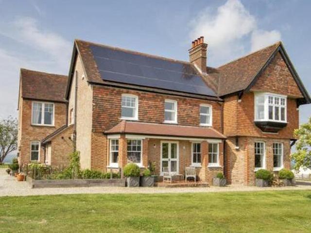 Burwash Road, Broad Oak, 6 Bedroom Detached