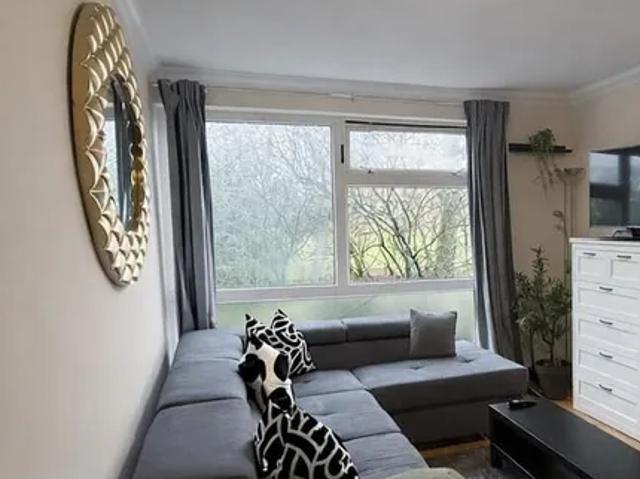 Bury, M25 9QD, United Kingdom | 2 bed apartment for rent #165026762 | Rentberry