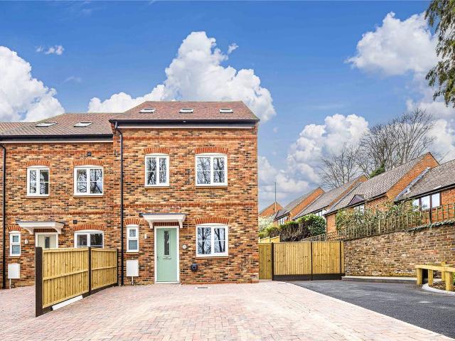 Bury Road, Hemel Hempstead, Hertfordshire HP1, 4 bed semi detached house to rent, £2,300 pcm | PrimeLocation