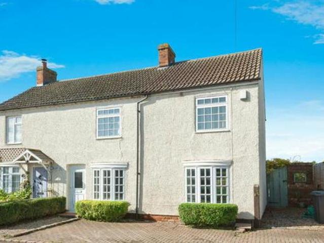 Bury Road, Shillington, 3 Bedroom Semi detached
