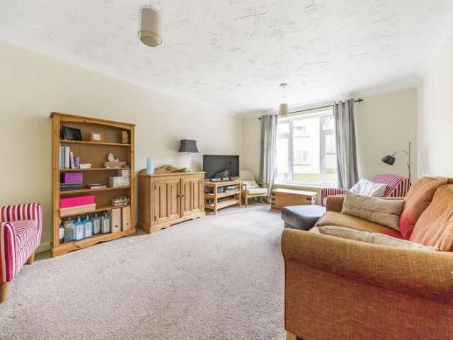 Bury St. Edmunds, Suffolk, IP33