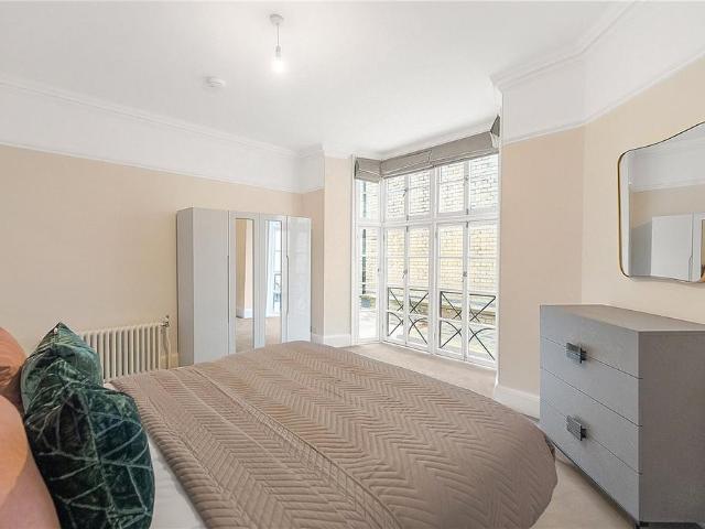 Bury Street, St James's, London, SW1Y 1 bed apartment to rent £3,397 pcm £784 pw