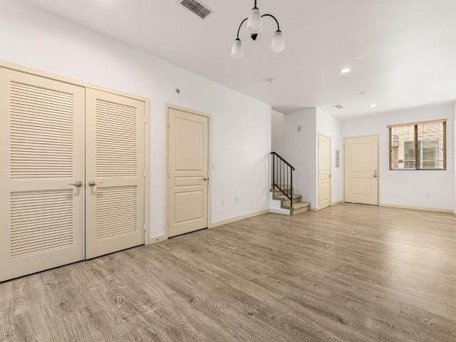 Burbank Plaza Townhomes 2 Bedroom Apartment for Rent at 13439 Burbank Blvd, Los Angeles, CA 91401 Greater Valley Glen
