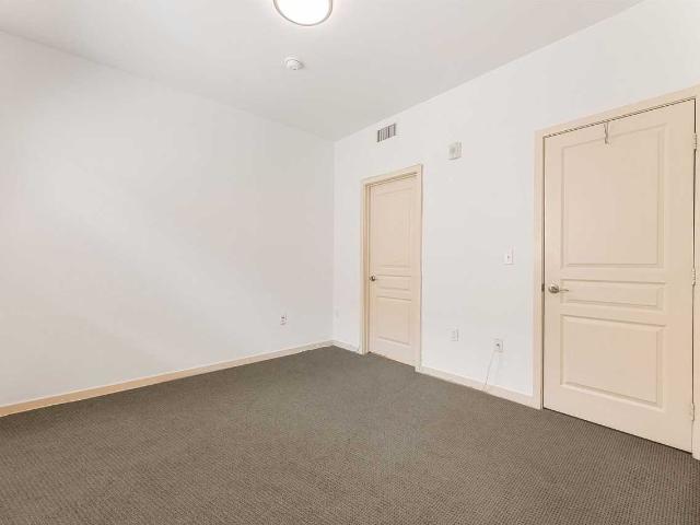 Burbank Plaza Townhomes 2 Bedroom Apartment for Rent at 13439 Burbank Blvd, Los Angeles, CA 91401 Greater Valley Glen