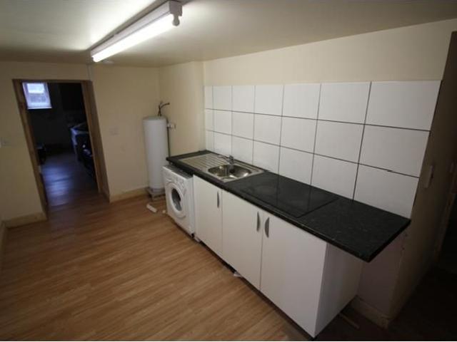 Burbeary Road, Huddersfield HD1, 1 bed flat to rent, £450 pcm | PrimeLocation
