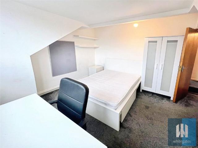 Burchett Grove, Woodhouse, Leeds, LS6