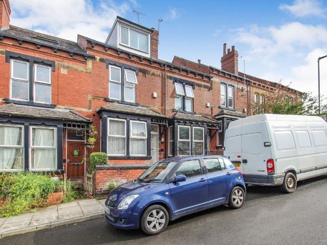 Burchett Grove, Woodhouse, Leeds, West Yorkshire LS6, 6 bed terraced house to rent, £2,782 pcm | PrimeLocation