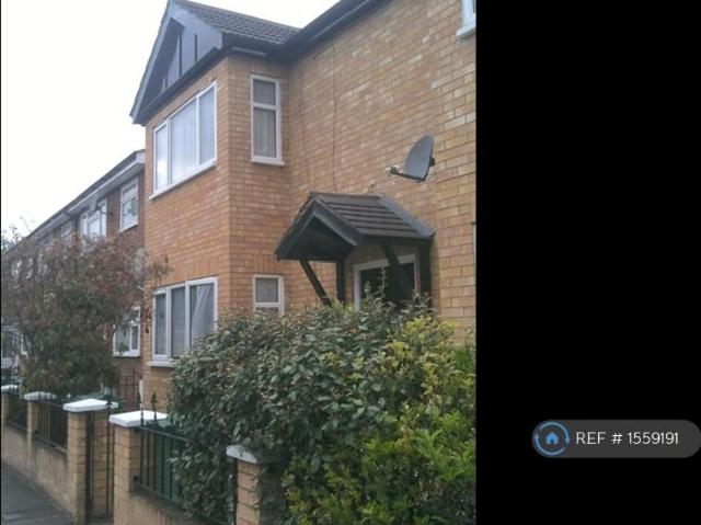 Burchell Road, London, E10 1 bed flat to rent £1,600 pcm £369 pw