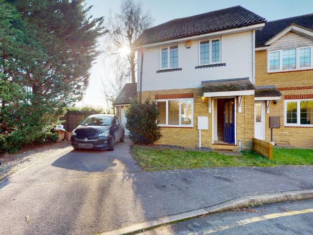 Burdens, Headcorn, Ashford, Kent TN27, 2 bed semi detached house to rent, £1,300 pcm | PrimeLocation