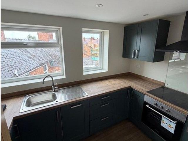 Burford Road, Evesham WR11, 1 bed flat to rent, £925 pcm | PrimeLocation
